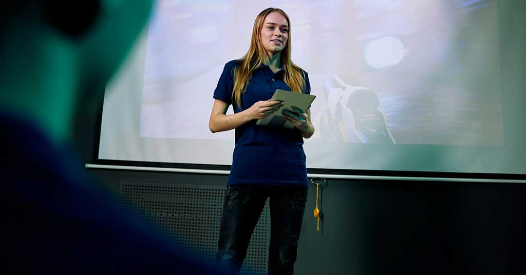 Body language tips to improve your business presentation